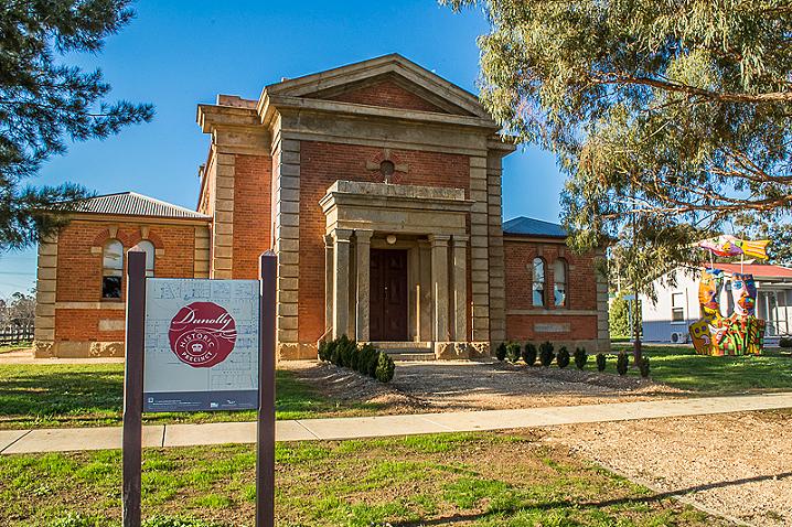 Dunolly Court House, Lock Up, Police Station and Stables | Goldfields Guide